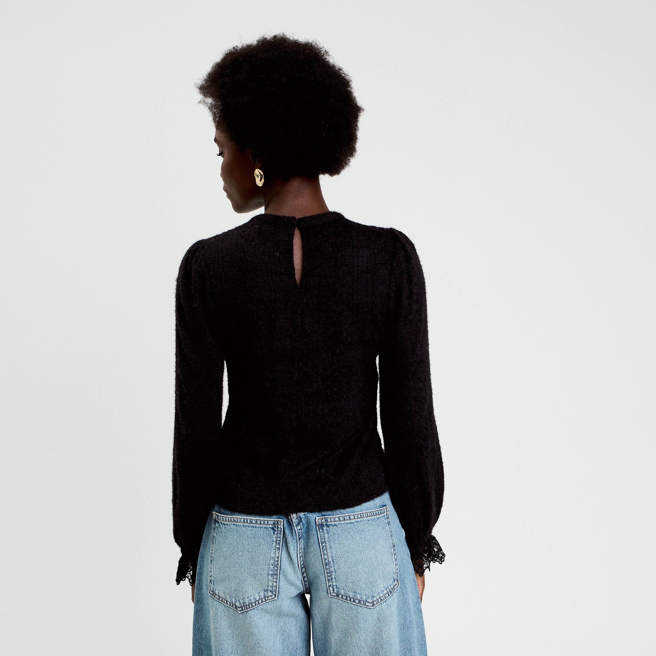 Top dentelle manches longues col rond noir femme | Cache Cache